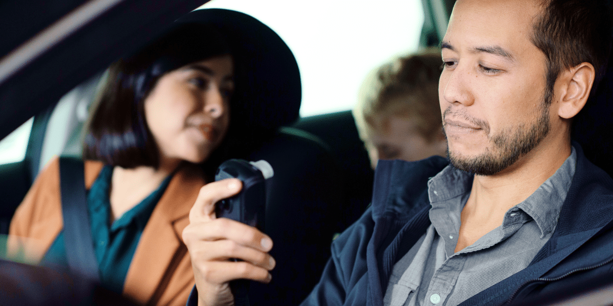 How Does a Breathalyzer Work? | Smart Start